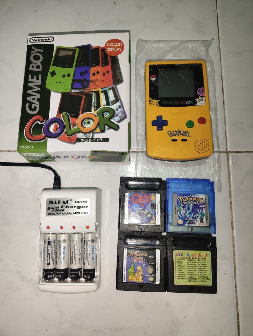 GBC Gameboy Color Pokemon Edition (Original, Please Read), Video Gaming, Video Game Consoles ...