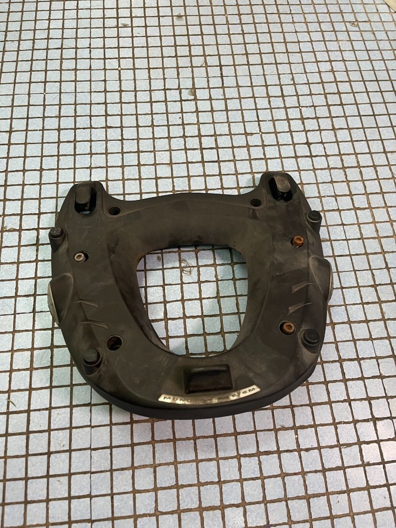 Givi MONOKEY SYSTEM M5, 電單車買賣 - Carousell