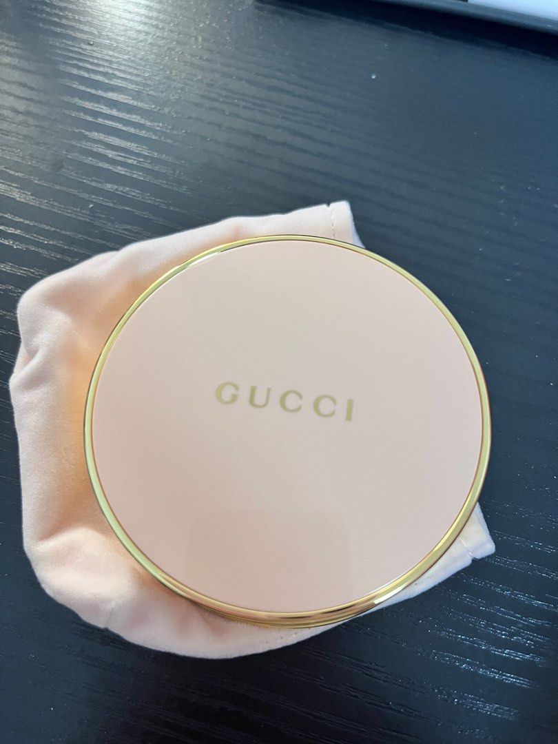 Gucci Powder, Beauty & Personal Care, Face, Makeup on Carousell