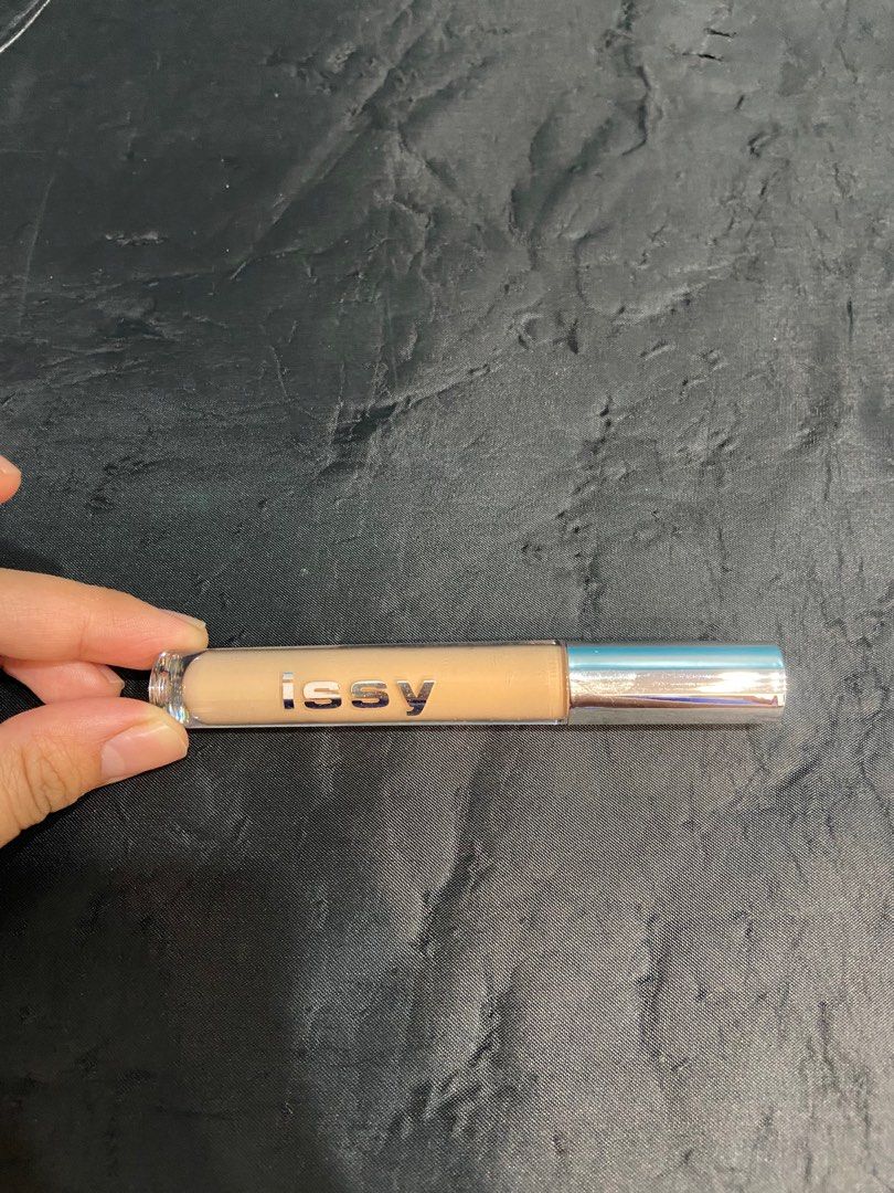 Issy Concealer Shade PM3 (New Packaging), Beauty & Personal Care, Face ...