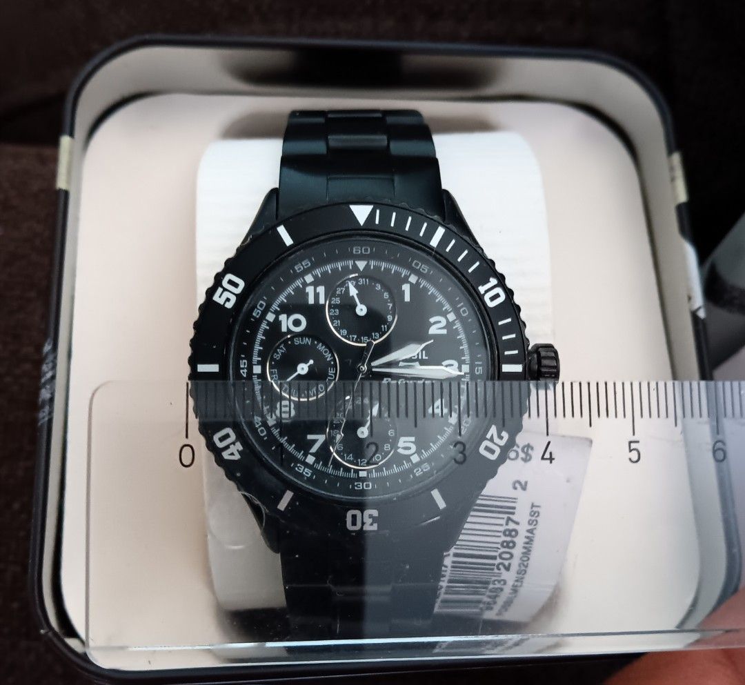 Jam tangan fossil defender 38mm, Fesyen Wanita, Jam Tangan di Carousell