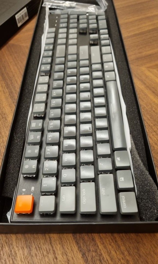 Keychron K1 full sized wireless mechanical keyboard - brown switches ...