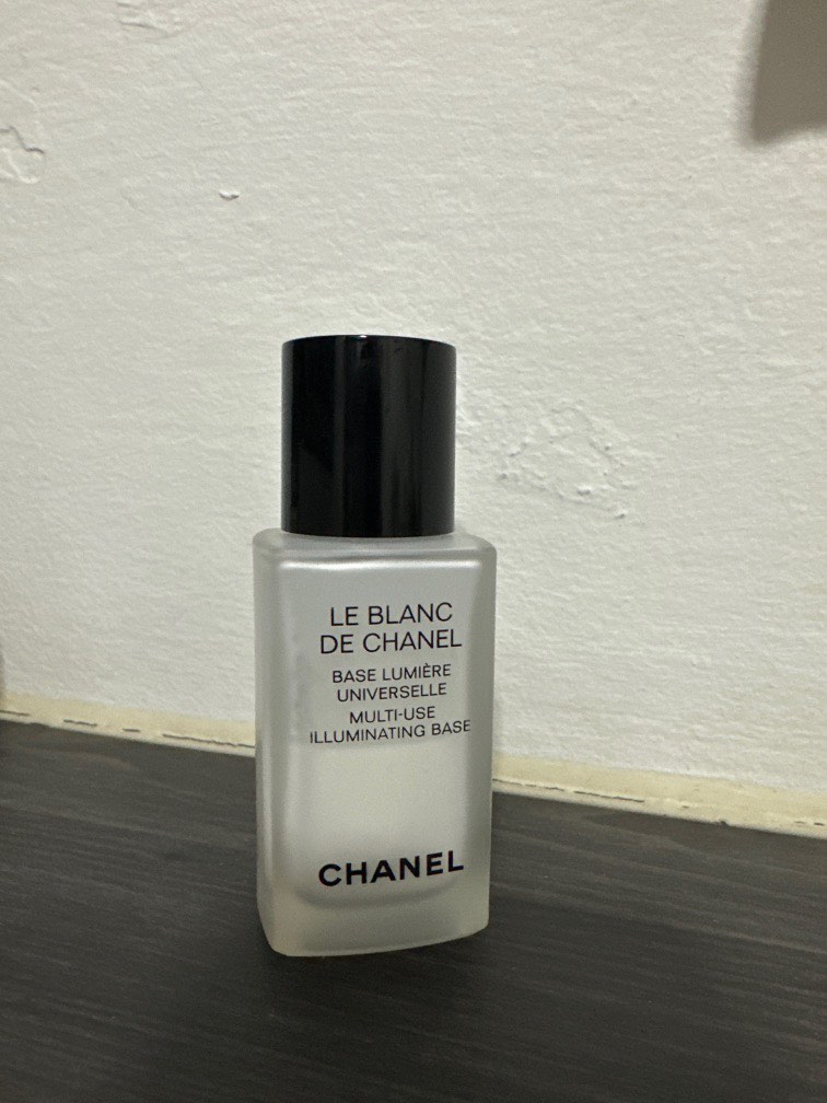 Le blanc de Chanel multi use illuminating base, Beauty & Personal Care ...