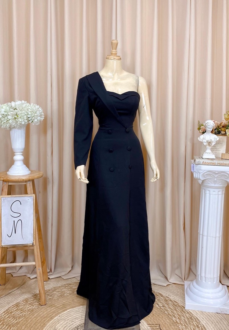 Long gown, Women's Fashion, Dresses & Sets, Evening dresses & gowns on ...