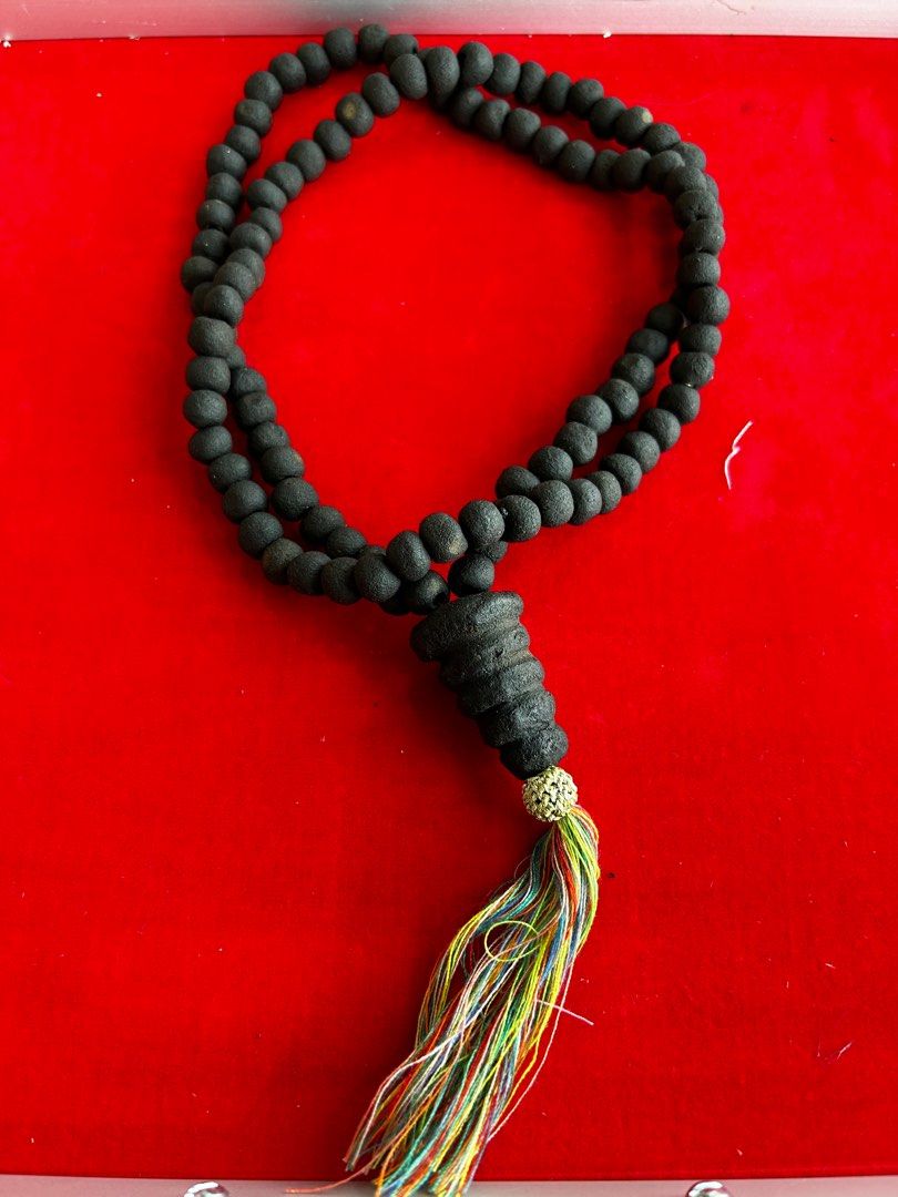 LP Cher Wat Klang Bang Kaew Jindamanee 108 chanting beads, Hobbies ...