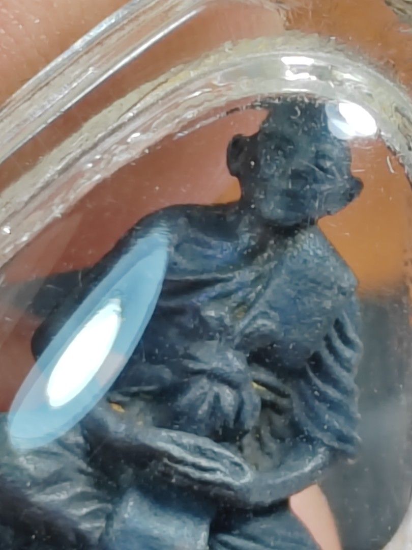 Lp Liew(龙婆柳）Roop Lor Roon Luk Yuk (增运系列) # Lp Liew # 龙婆柳＃Lp Liu #Thai ...