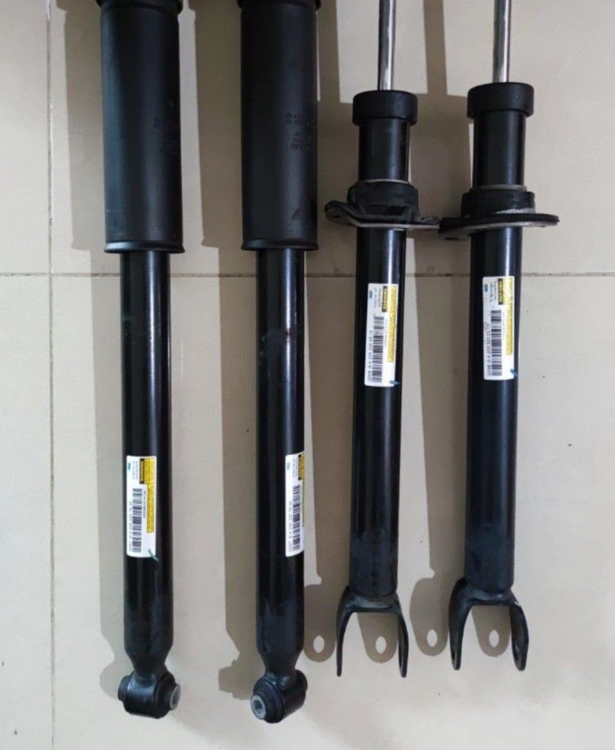 M.Benz W205 Original absorber, Car Accessories, Accessories on Carousell