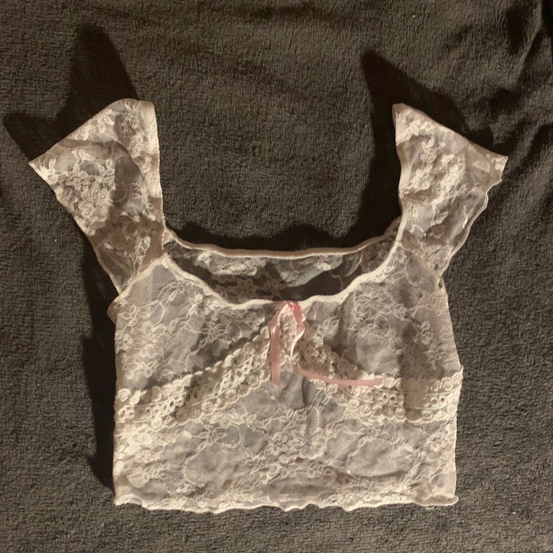 Mesh with ribbon tie top horror game female protagonist aesthetic core ...