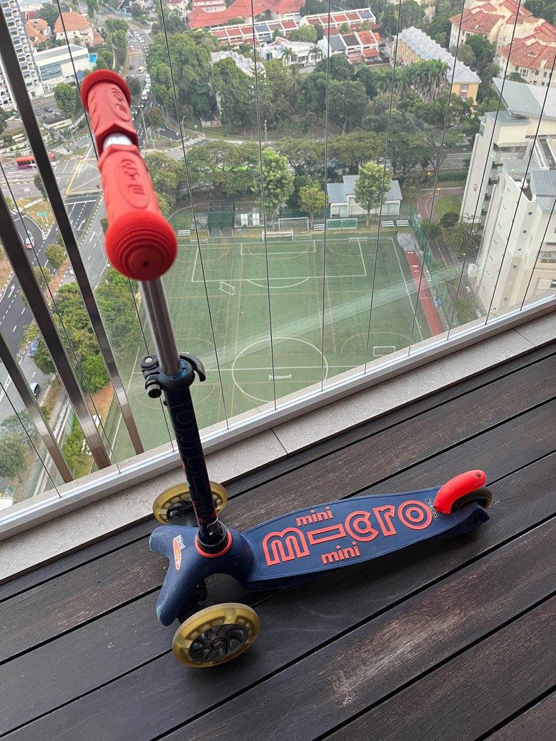 Micro mini deluxe scooter, Sports Equipment, Sports & Games, Skates ...