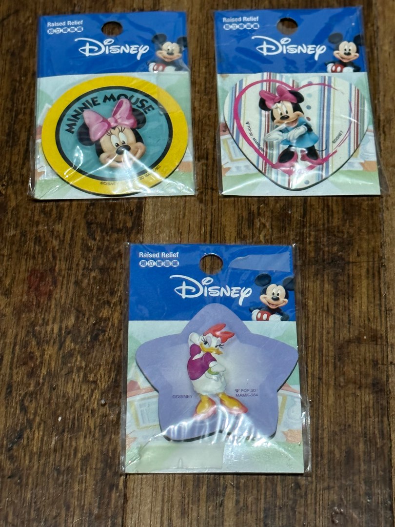 Minnie Mouse / Daisy Duck Magnets (Set of 3), Hobbies & Toys ...