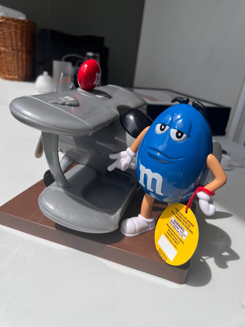 M&Ms World Airplane Chocolate Dispenser - Rare Collectible, Furniture ...