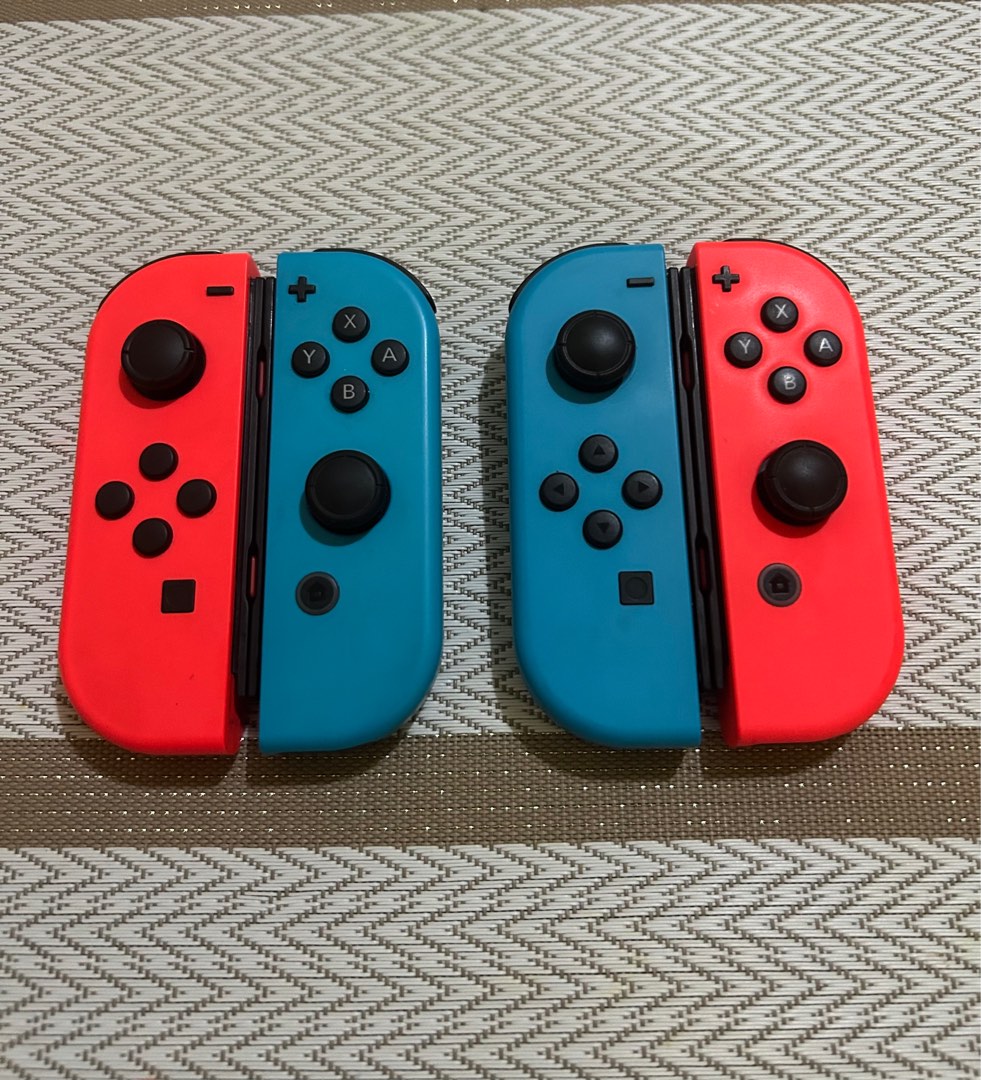 Nintendo switch Joycons, Video Gaming, Gaming Accessories, Controllers ...