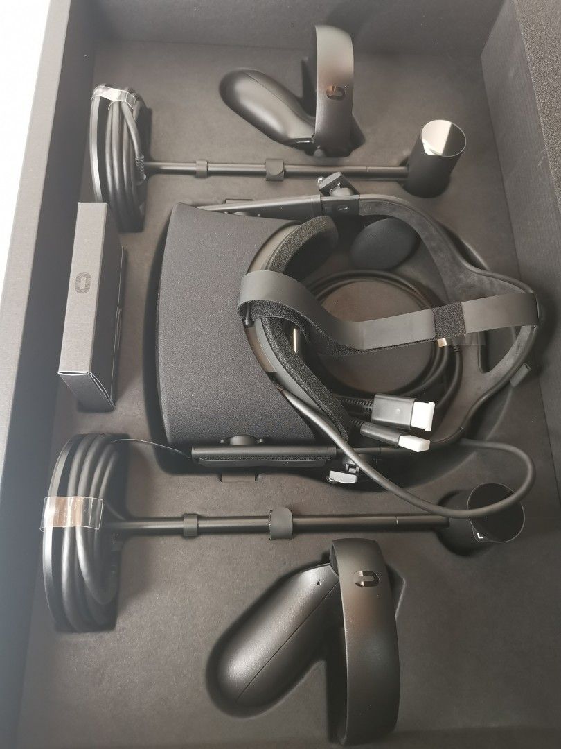 OCULUS RIFT VR SET, Video Gaming, Gaming Accessories, Virtual Reality ...