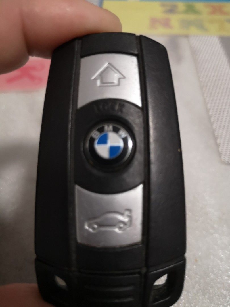 Orginal BMW car key, Car Accessories, Accessories on Carousell