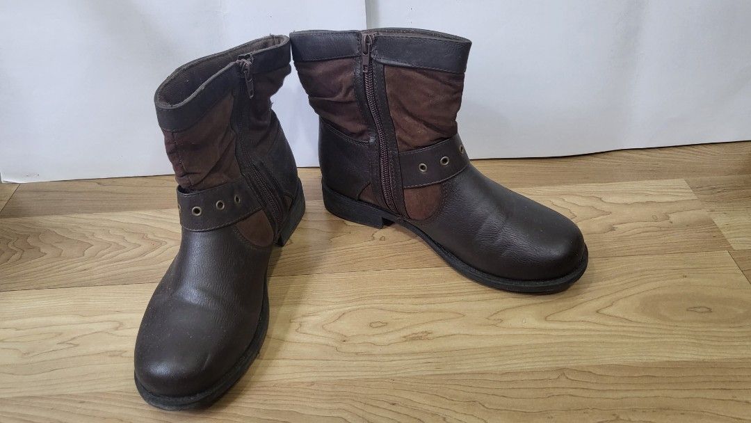 ORIGINAL RACHEL BOOTS FOR GIRLS, Babies & Kids, Babies & Kids Fashion ...