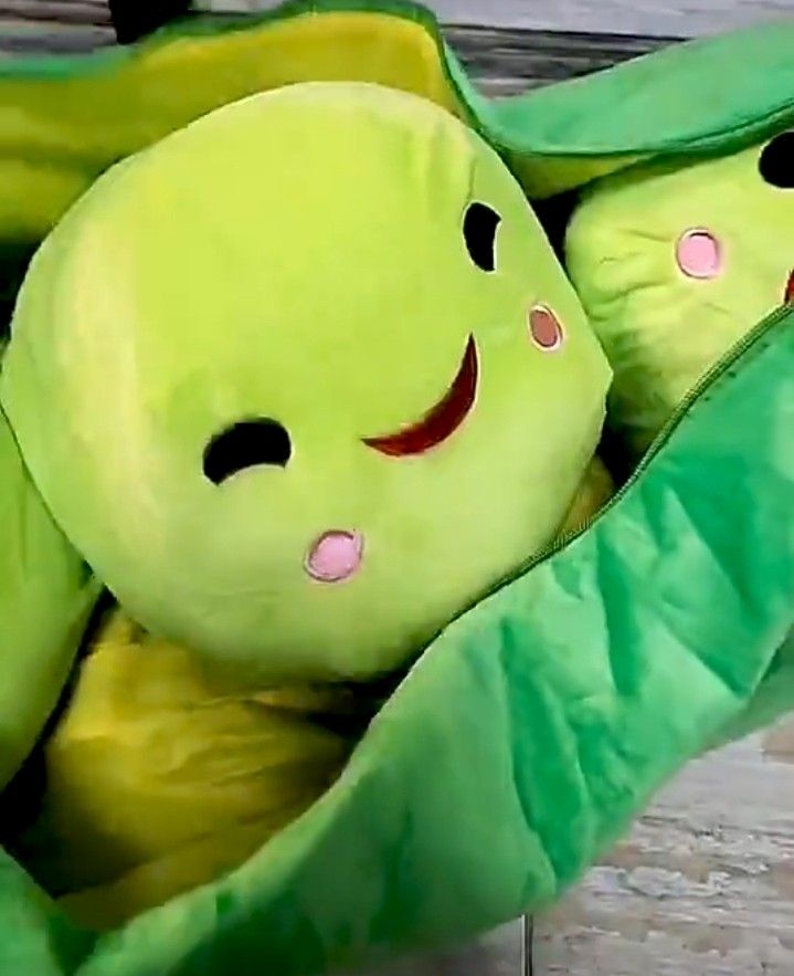 Po 1week - Peas Soft toy (Clearance Stock), Hobbies & Toys, Toys ...