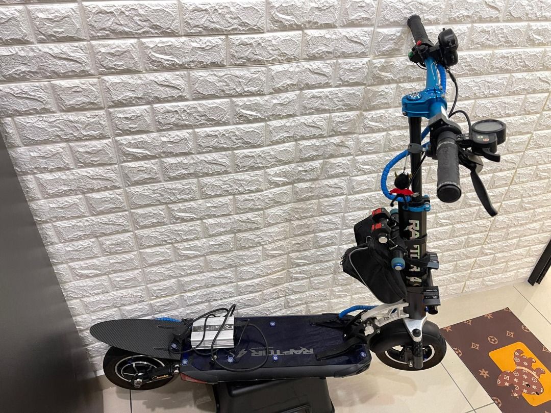 RAPTOR 4S AEROWORK Electric Scooter, Sports Equipment, Sports & Games ...