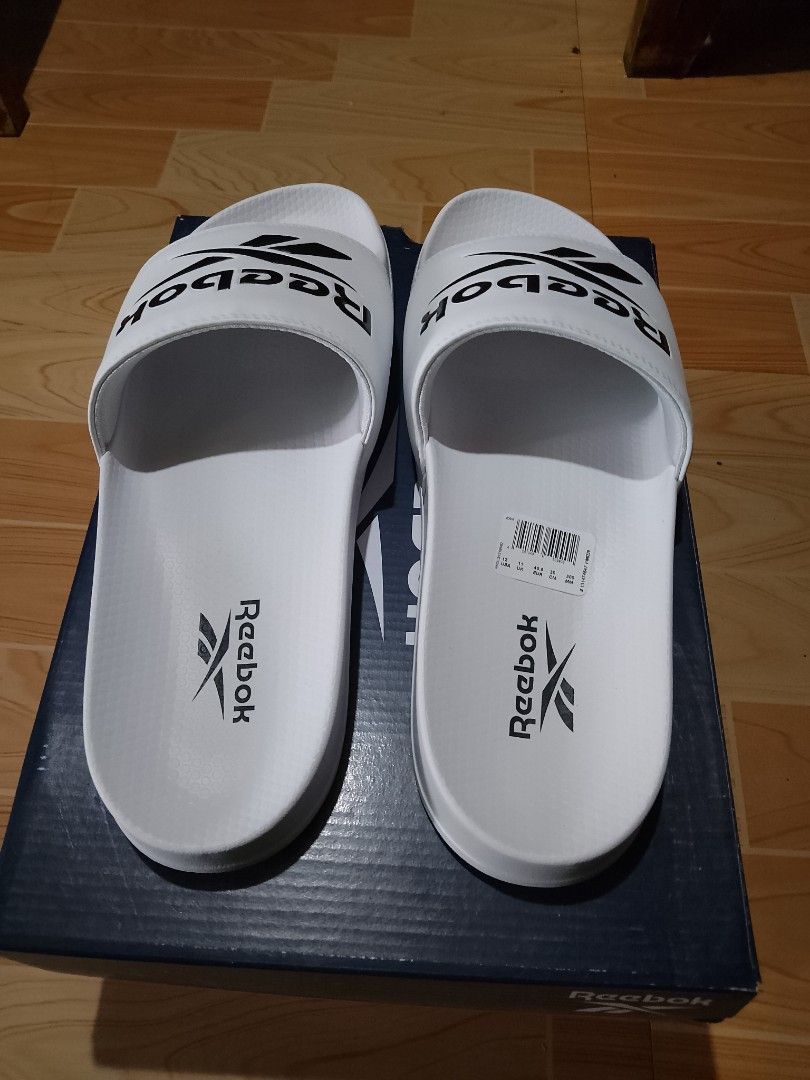 Reebok classic slide, Men's Fashion, Footwear, Slippers & Slides on ...