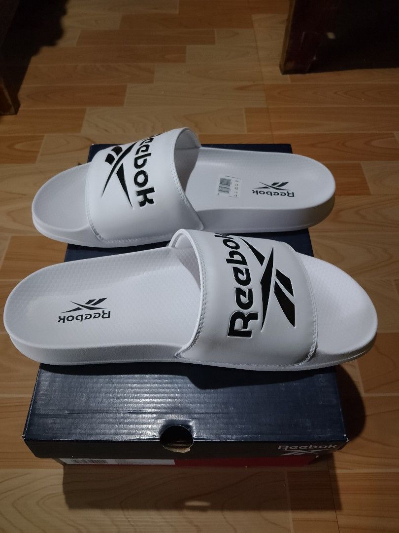 Reebok classic slide, Men's Fashion, Footwear, Slippers & Slides on ...