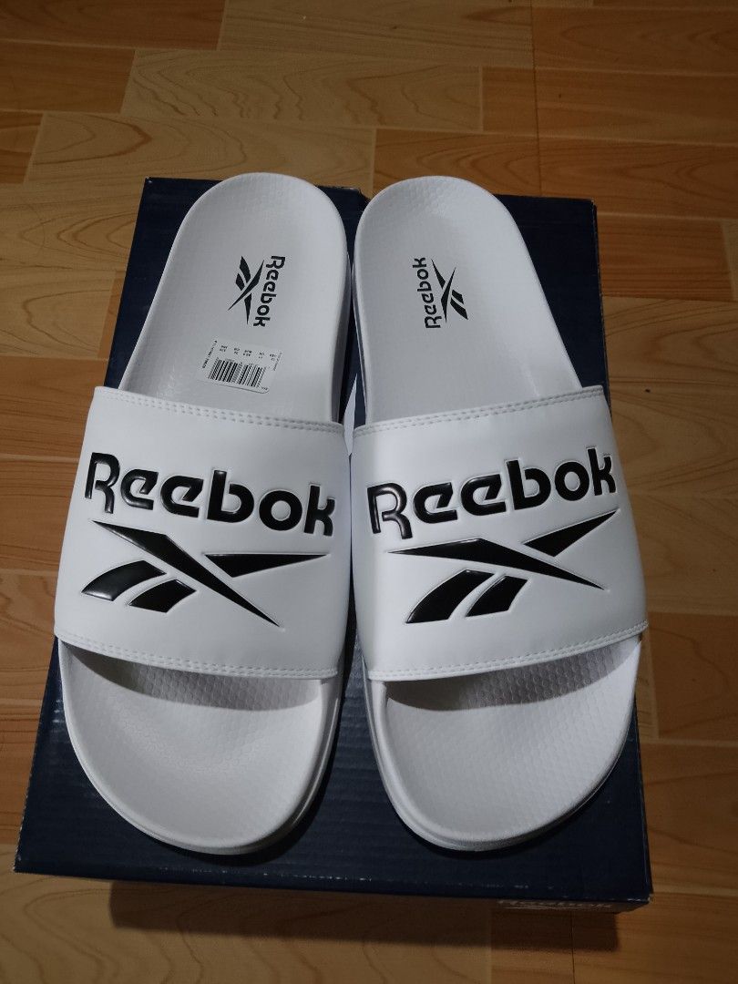 Reebok classic slide, Men's Fashion, Footwear, Slippers & Slides on ...