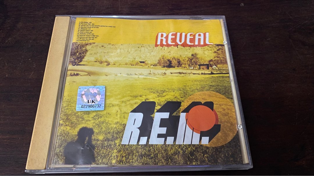 R.E.M - Reveal. CD, Hobbies & Toys, Music & Media, CDs & DVDs on Carousell