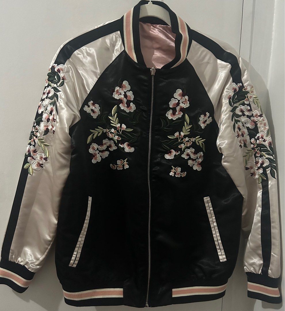 Reversible Sakura Jacket (M), Women's Fashion, Coats, Jackets and ...