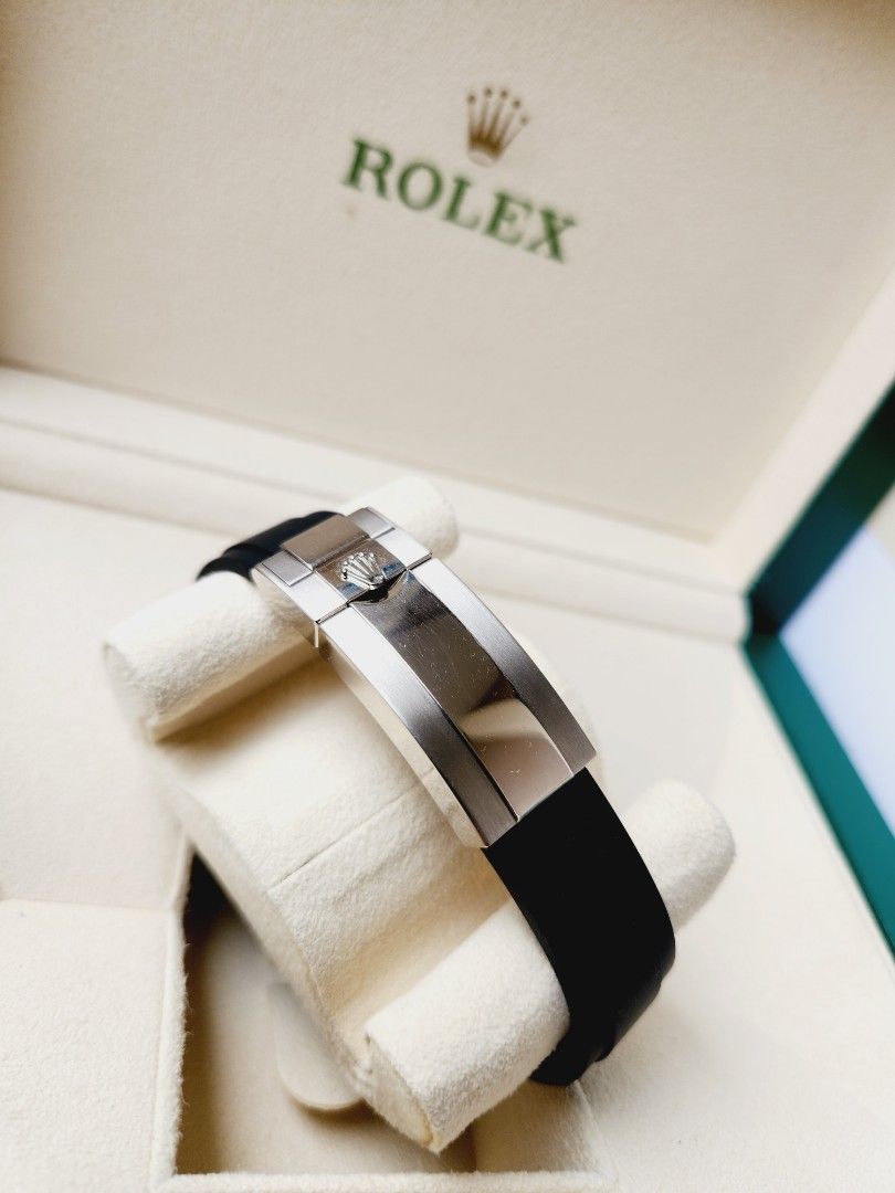 Rolex Yachtmaster 42mm 18k White Gold Oysterflex 226659 Oct 2021 Full ...