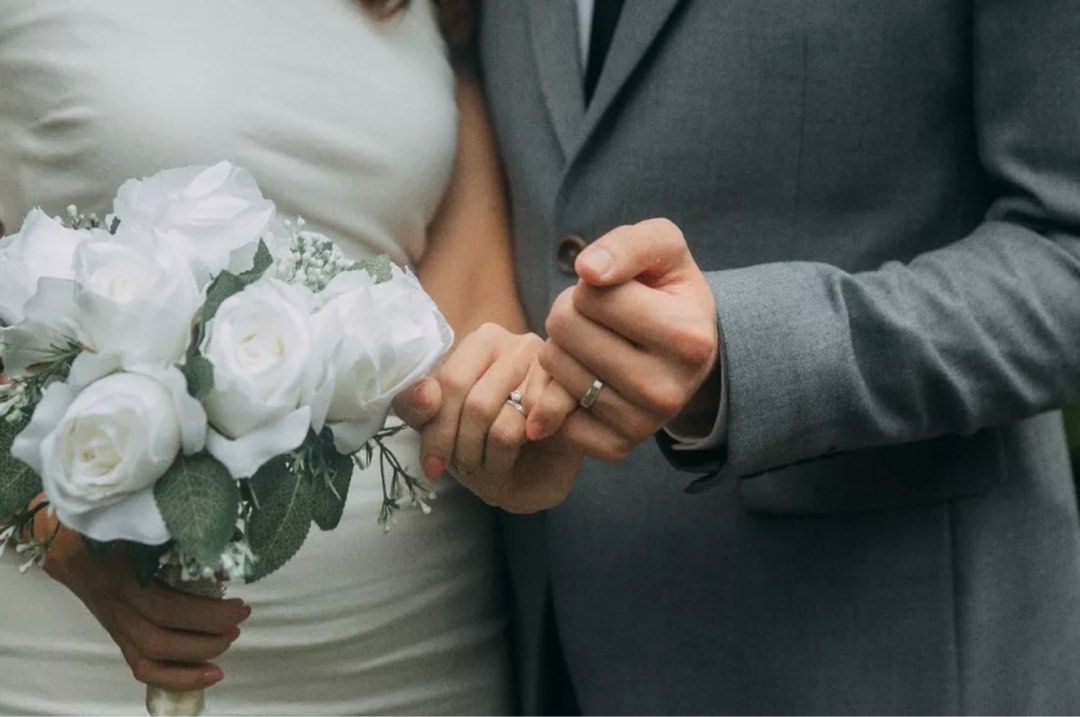 ROM Bridal Wedding Korean Hand Flower Bouquet, Everything Else on Carousell