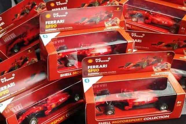 Shell Motorsport Formula 1 Ferrari SF90 RC Model, Hobbies & Toys, Toys ...
