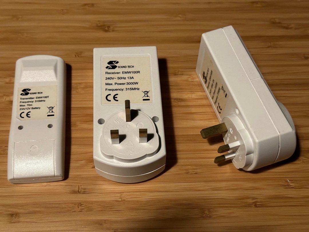 Smart 3 pin plug switch set with RF remote, TV & Home Appliances ...