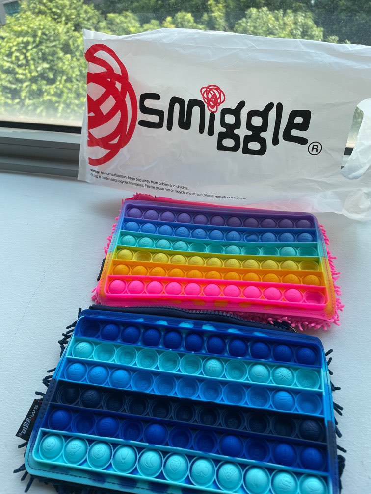 Smiggle pop it popsies pencil case x 2 brand new, Hobbies & Toys ...