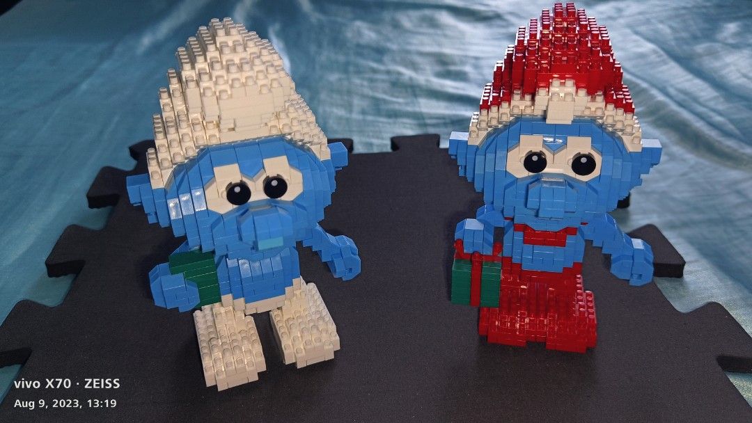 Smurf lego, Hobbies & Toys, Toys & Games on Carousell