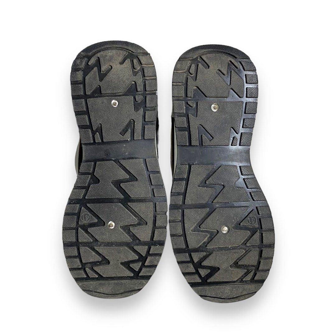 Sniika shoes, Men's Fashion, Footwear, Sneakers on Carousell