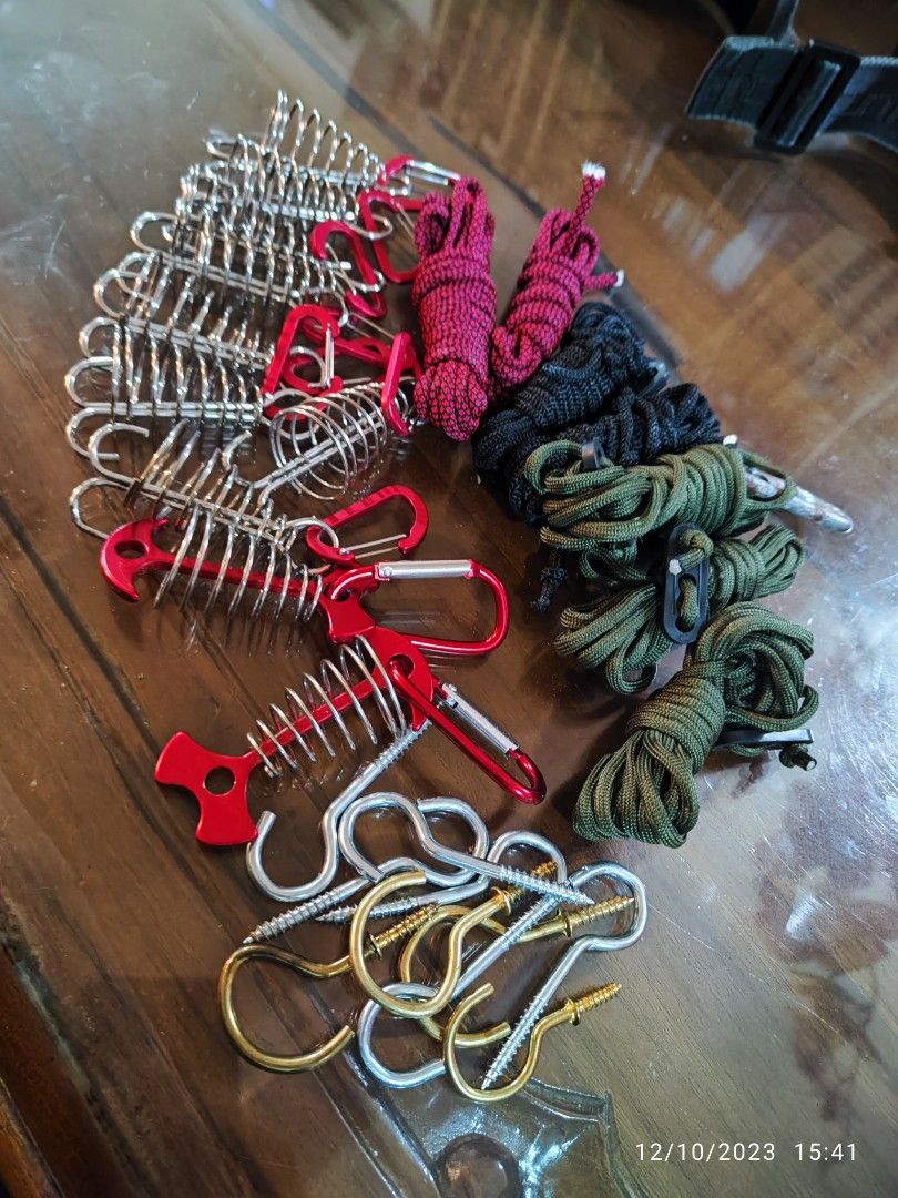 Take All Fish Bone Peg Octopus Camping Deck Wood Pegs Sg Pauh, Sports ...