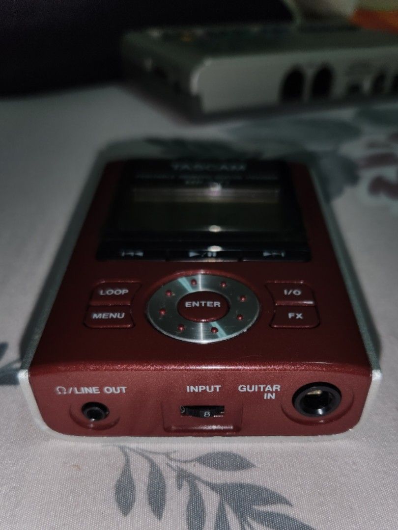 Tascam MP-GT1 Portable Memory Guitar Trainer Looper, Audio, Other Audio ...