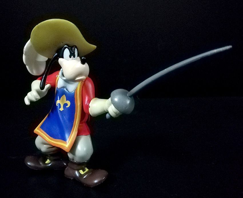 Tomy Disney Magical Collection: THE THREE MUSKETEERS figures set ...