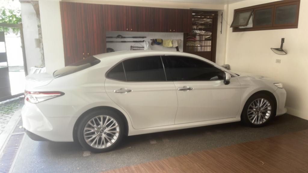 Toyota Camry pearl White 2.5 V variant Auto, Cars for Sale, Used Cars ...