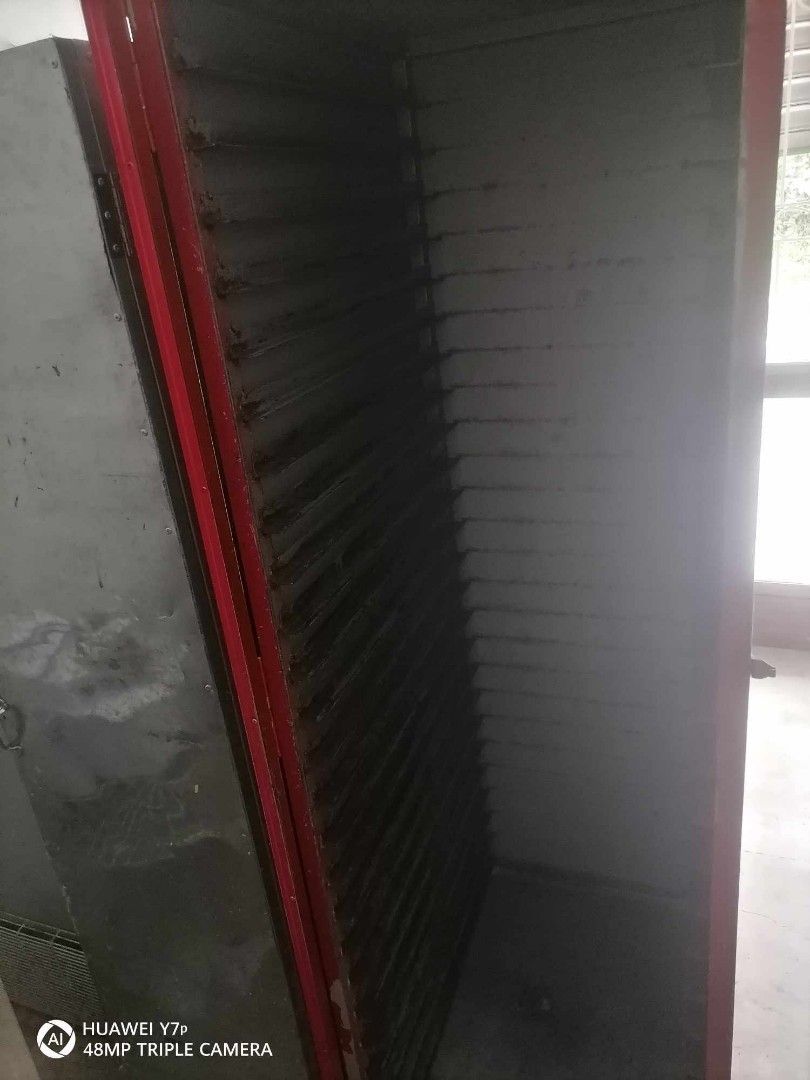 Tray Rack for Baking, Furniture & Home Living, Kitchenware & Tableware ...