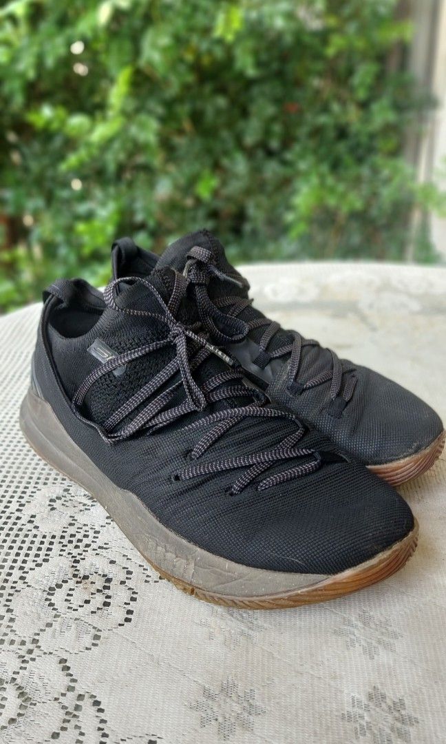 Under armour 3C sepatu authentic, Fesyen Pria, Sepatu , Sneakers di ...