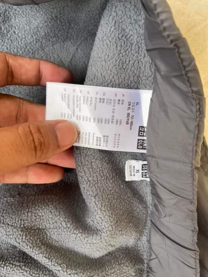 Warm Ezy Pants Uniqlo XL, Men's Fashion, Bottoms, Trousers on Carousell