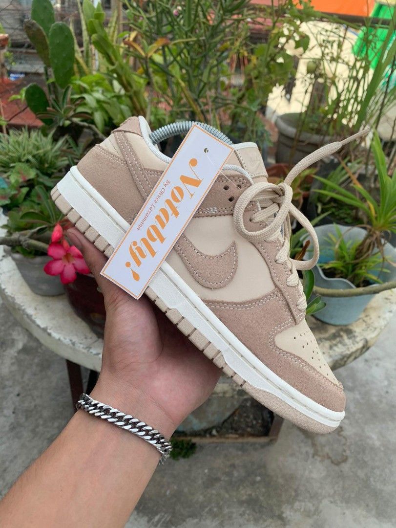 Wmns Nike Dunk Low SE 'Sandrift', Women's Fashion, Footwear, Sneakers ...