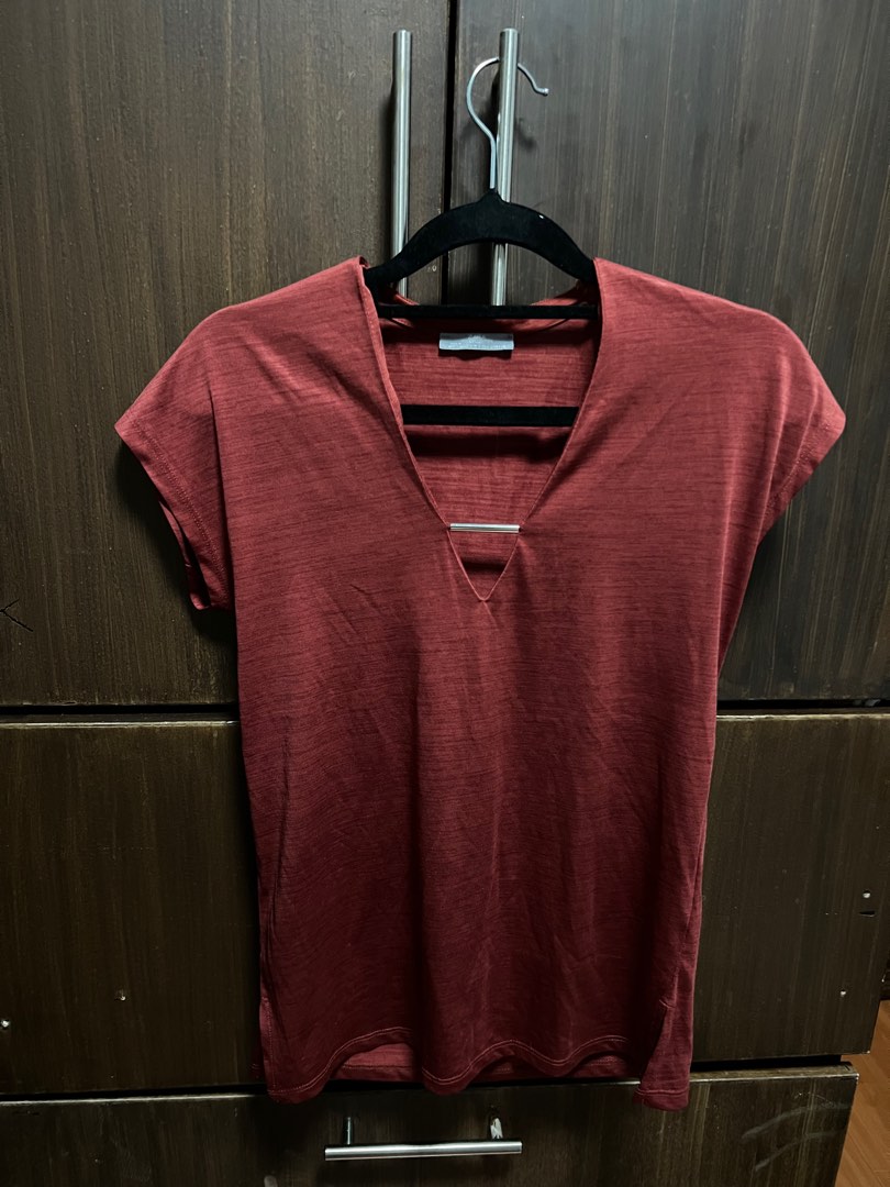 Zara Rusty Red V Neck w/ metal detail top, Women's Fashion, Tops ...