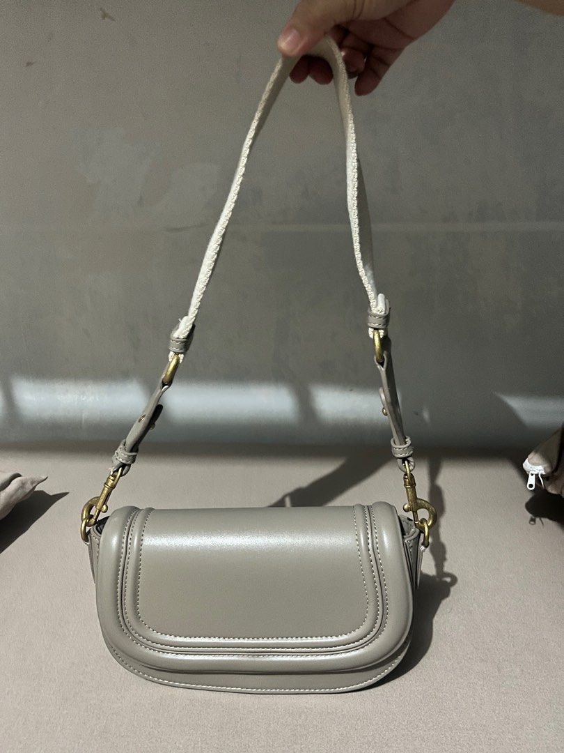 ZARA WIDE STRAP TIKTOK VIRAL BAG, Women's Fashion, Bags & Wallets ...