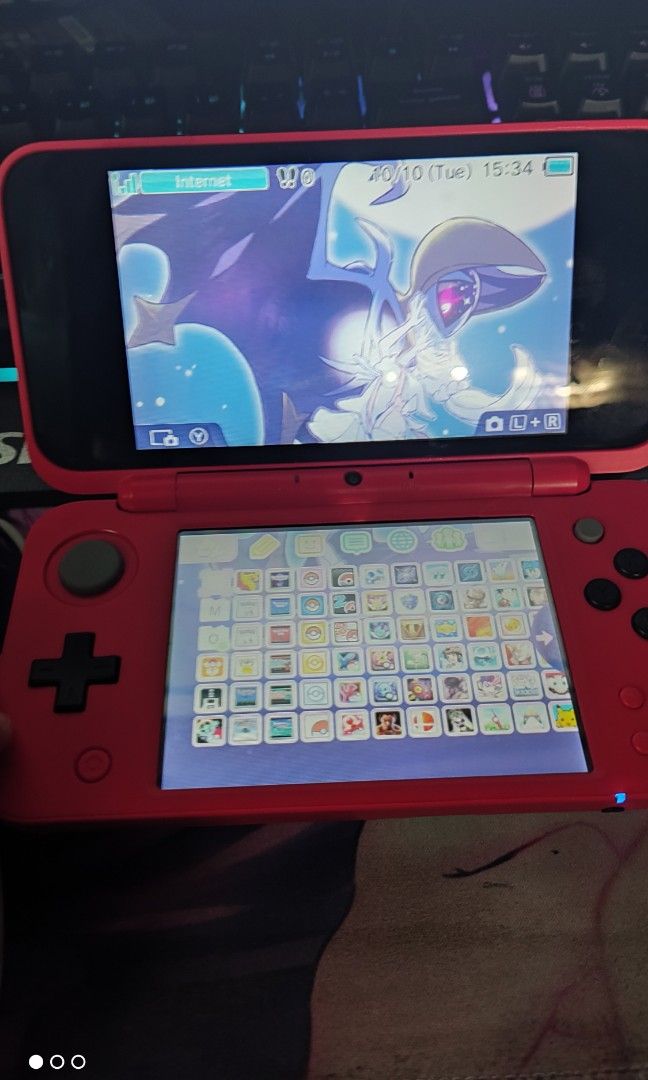 2DS Pokeball Limited Edition CFW full of Pokemon games, Video Gaming ...
