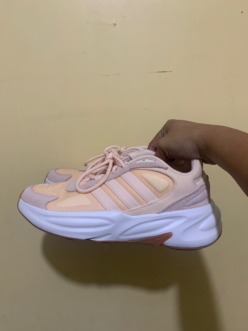 Adidas Ozelle Cloud Foam, Women's Fashion, Footwear, Sneakers on Carousell
