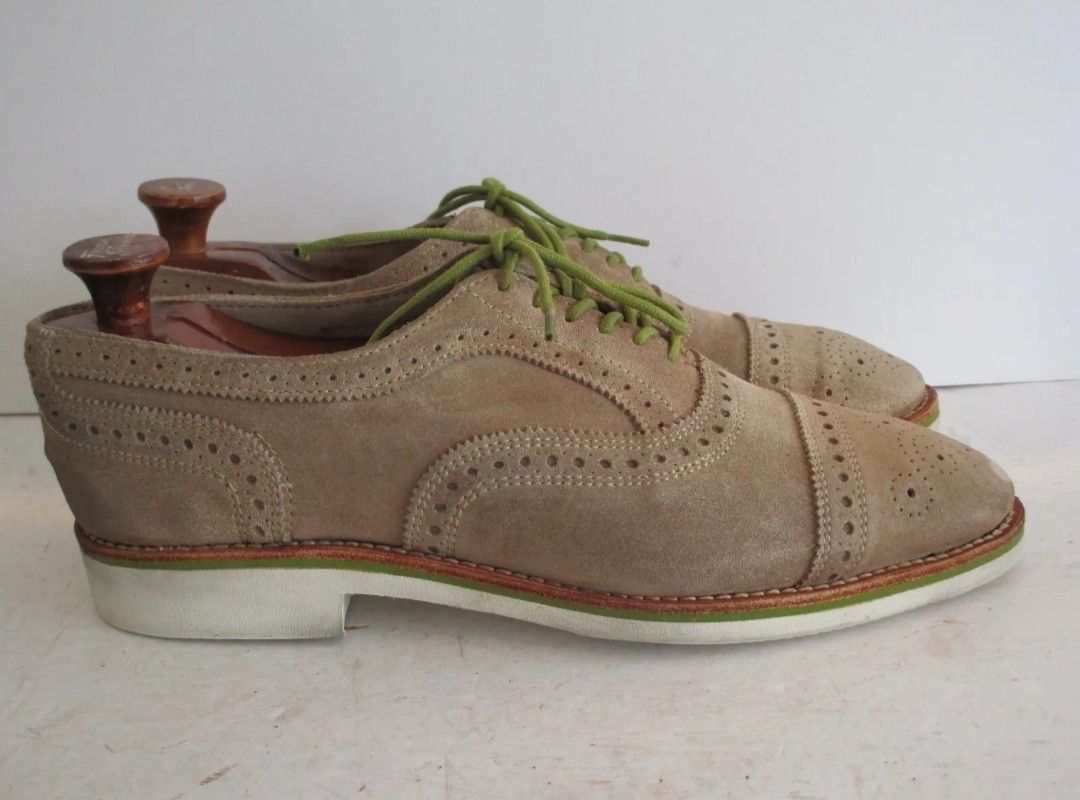 Allen Edmonds Strandmok suede wingtip beige Oxford. 9D, Men's Fashion ...