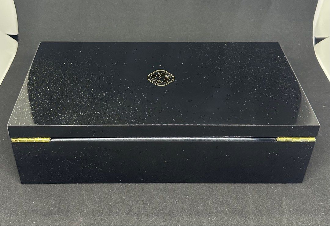 Authentic Shiseido VIP Gift BOX, Everything Else, Others on Carousell