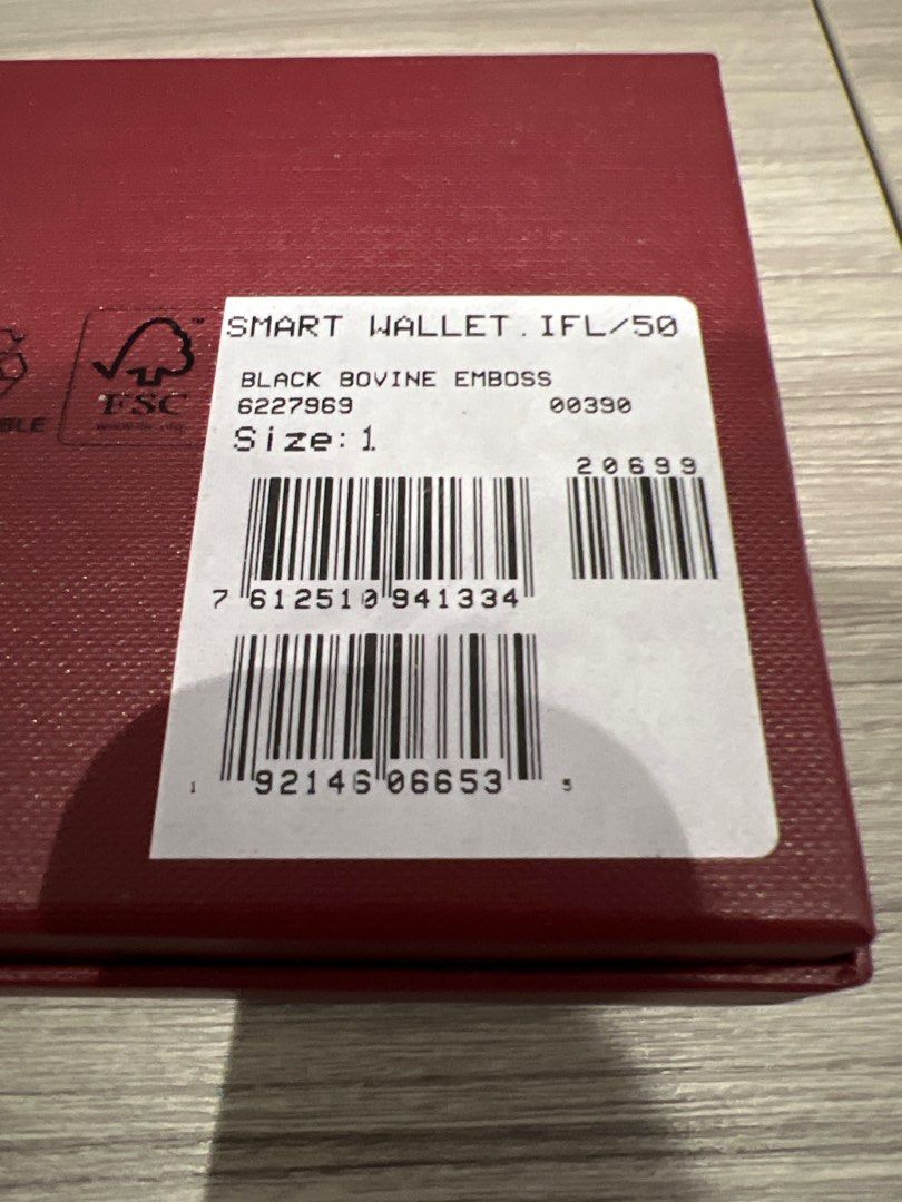 Bally Escape Smart Wallet, Men's Fashion, Watches & Accessories, Wallets & Card Holders on Carousell