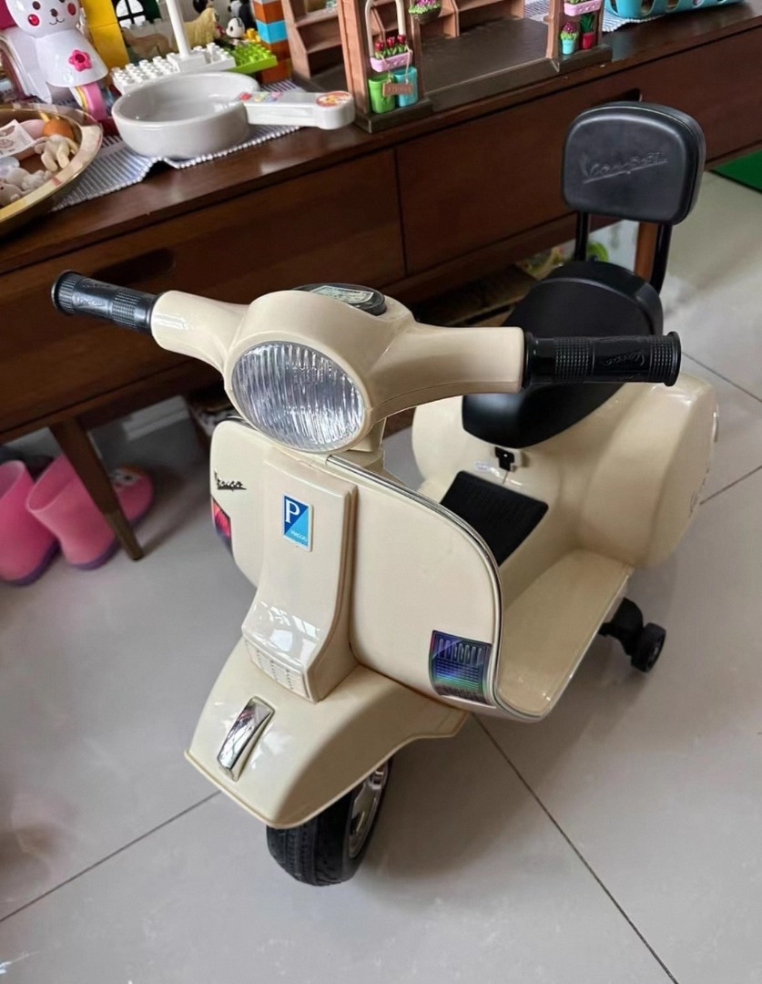 Children's toy mini tram, Babies & Kids, Infant Playtime on Carousell