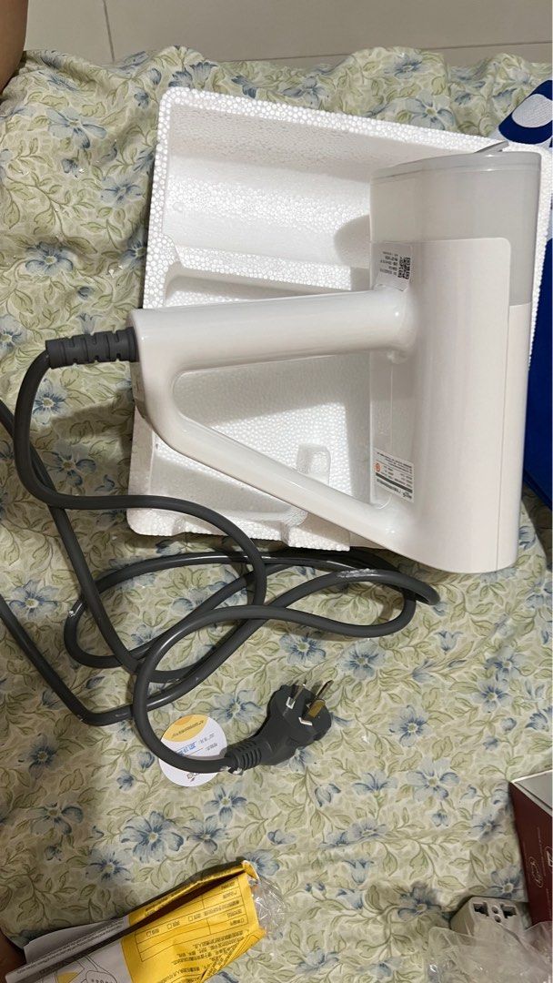 Derma Handheld Steam Ironing, TV & Home Appliances, Irons & Steamers on ...